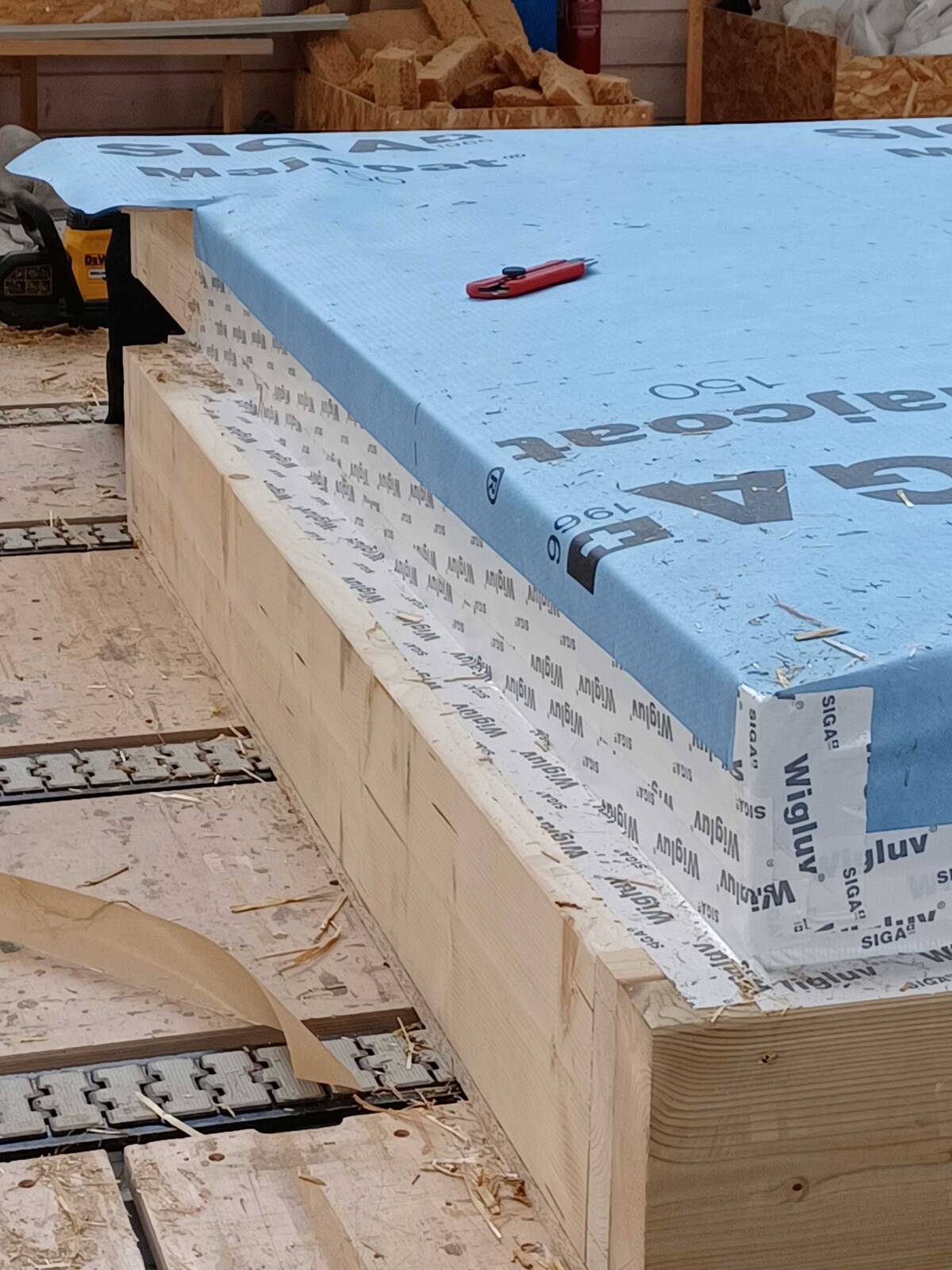 Murs isolation paille, préfabrication en caisson chez Guillaumie